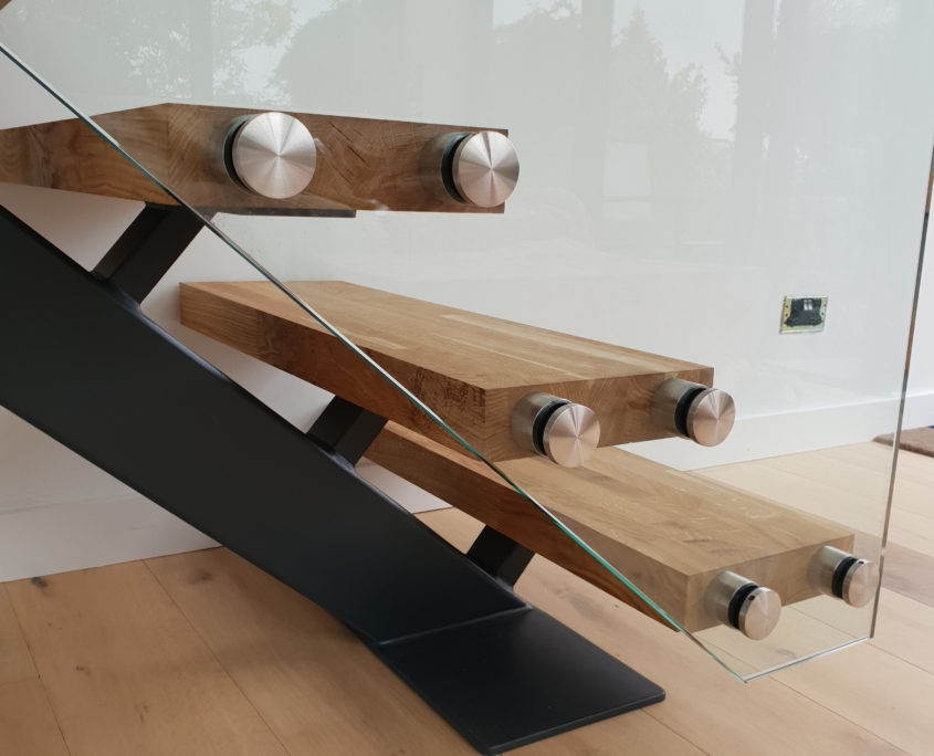 Centre Stringer Spine Staircase - South Coast Steel - Sussex ...