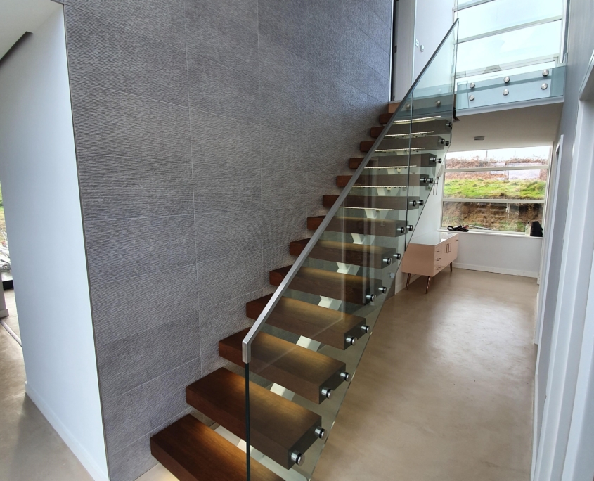 Centre Stringer Spine Staircase - South Coast Steel - Sussex ...