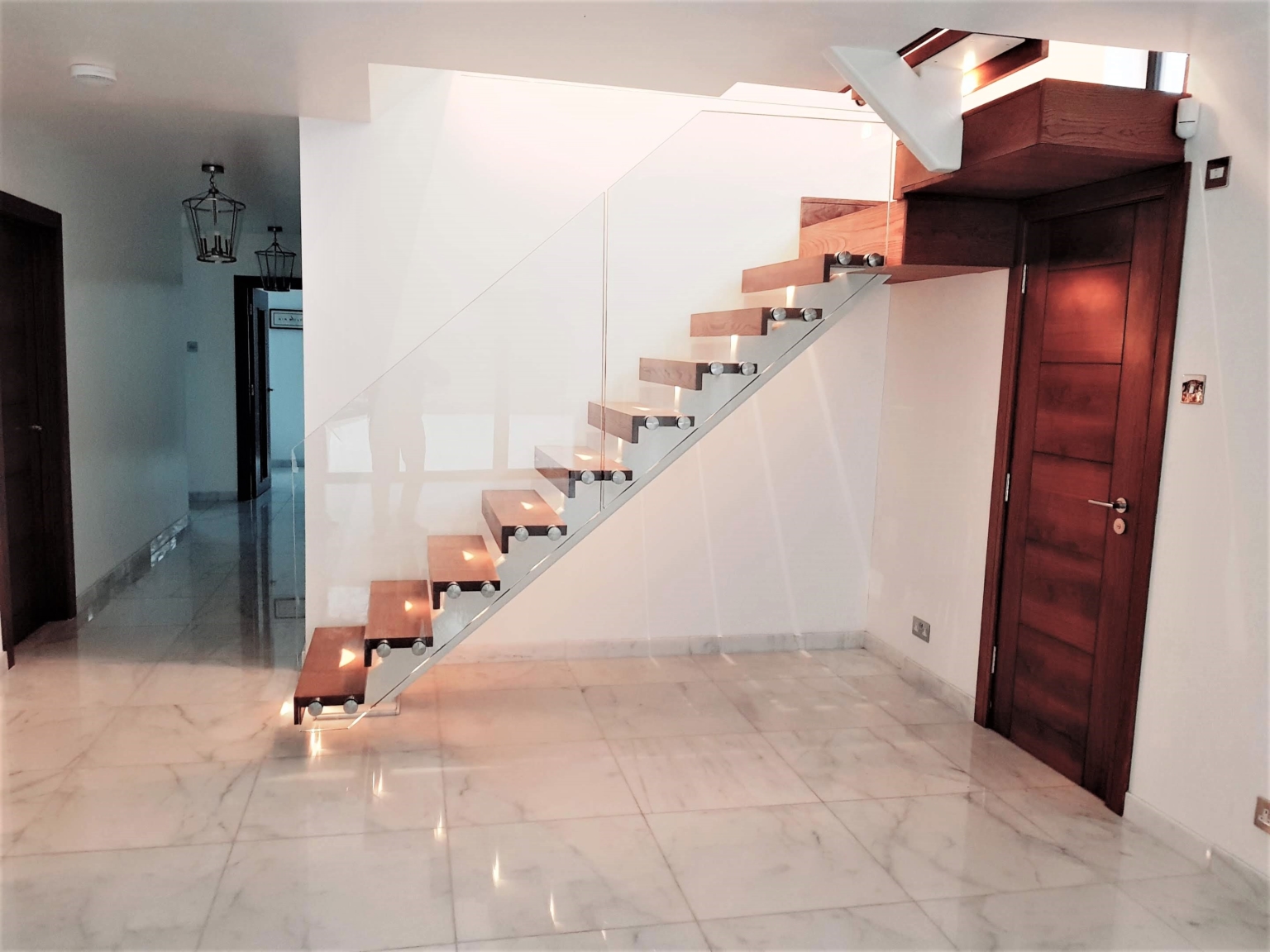 Centre Stringer Spine Staircase - South Coast Steel - Sussex ...